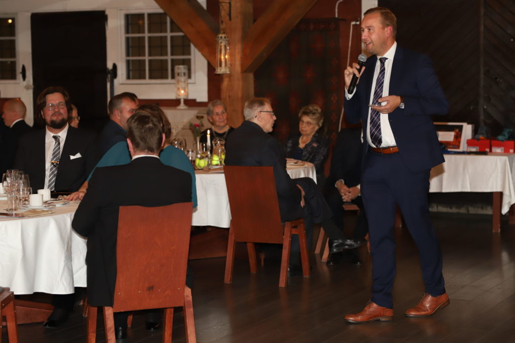 OVS 100-vuotishistoriikki & 100-vuotisjuhlat — Oulun Verkkopalloseura